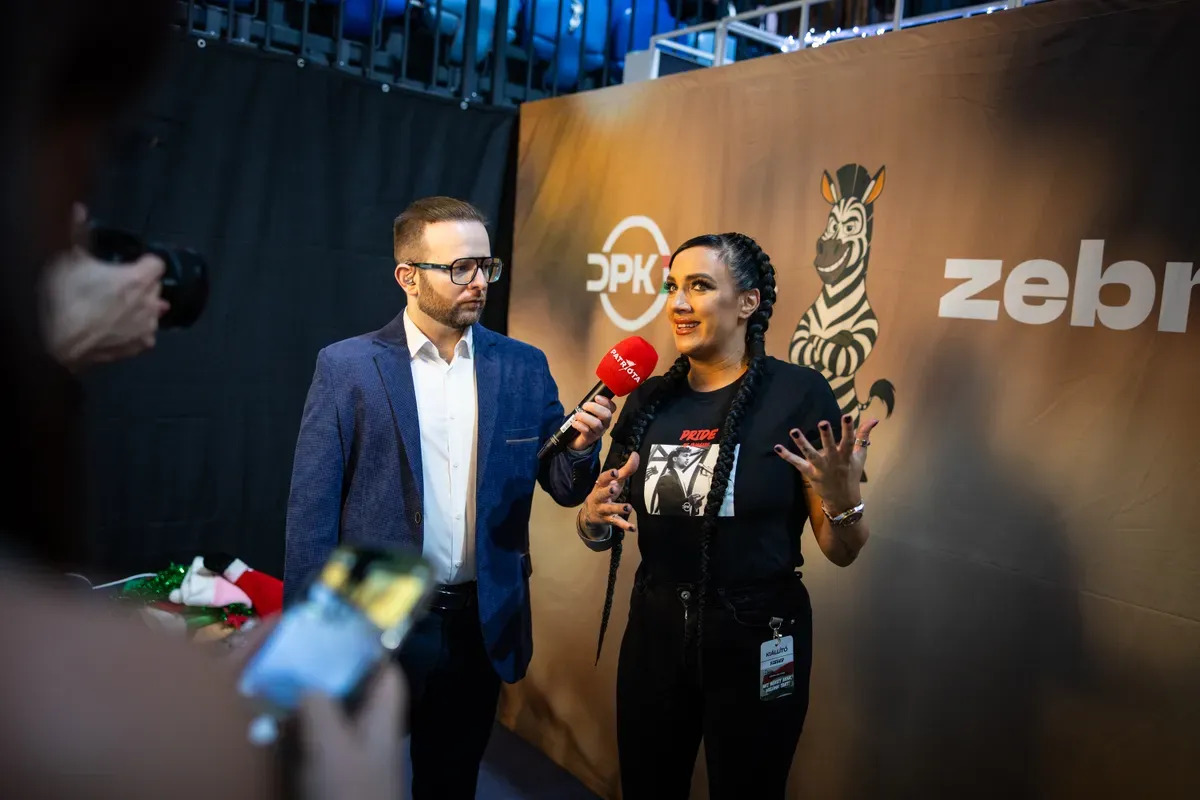 A debreceni milliárdos porig alázta Tóth Gabit: "Ideje lenne lefáradni a színpadról, önnek is és ...