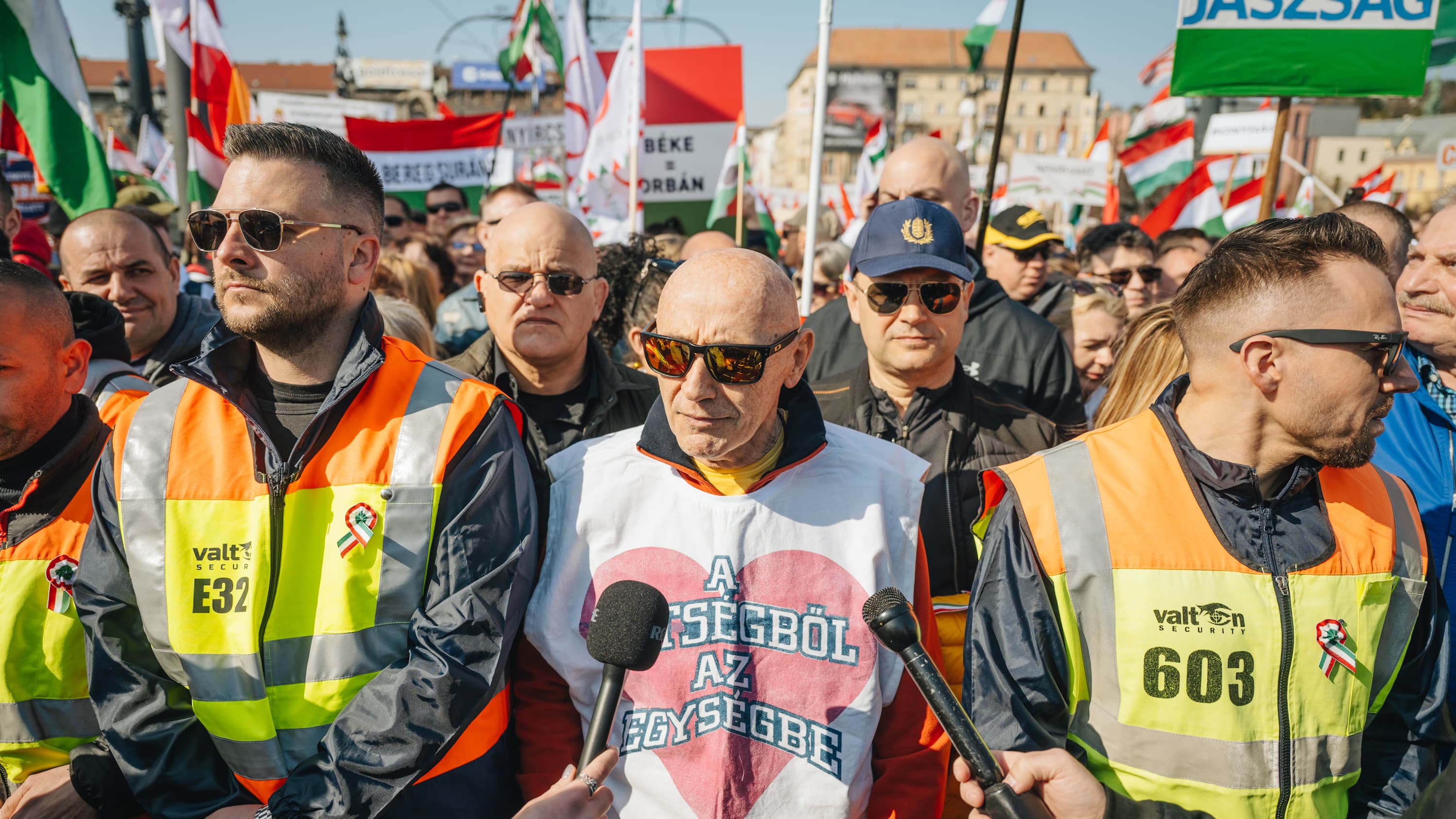 Bajban a Fidesz: Olyan adatokat mértek, ami miatt először írta le Török ...