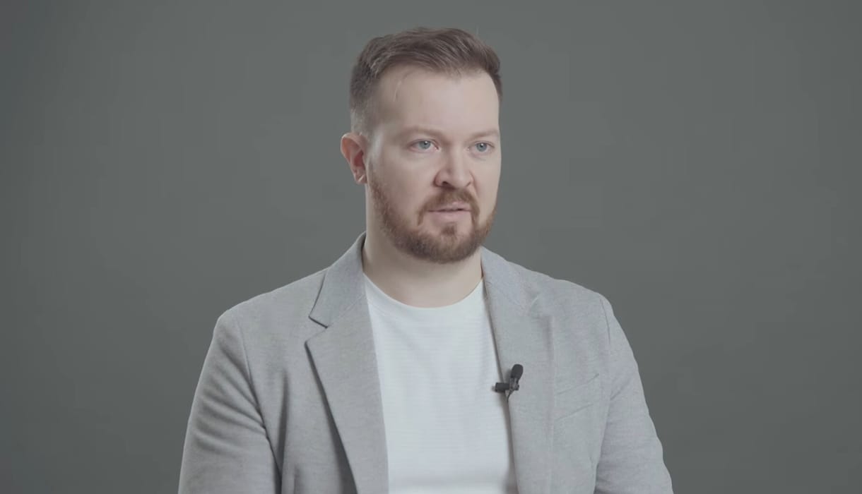 „Ha behúzod az x-et, kapsz egy pakkot” – Sokkoló titkok derültek ki ...